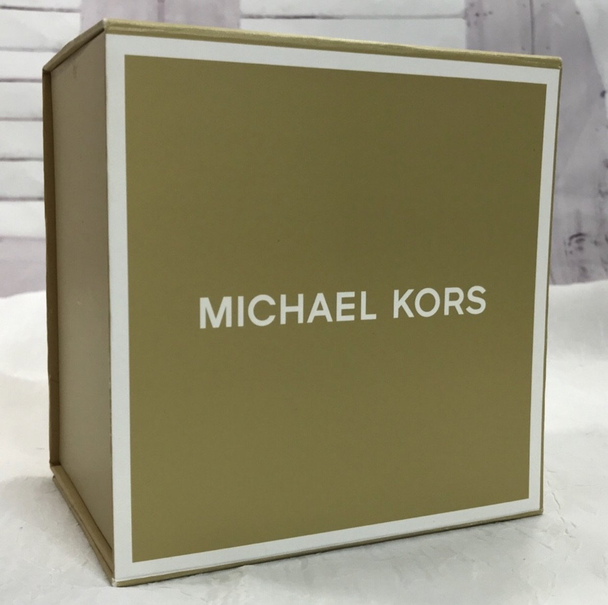 Michael Kors Gift Box